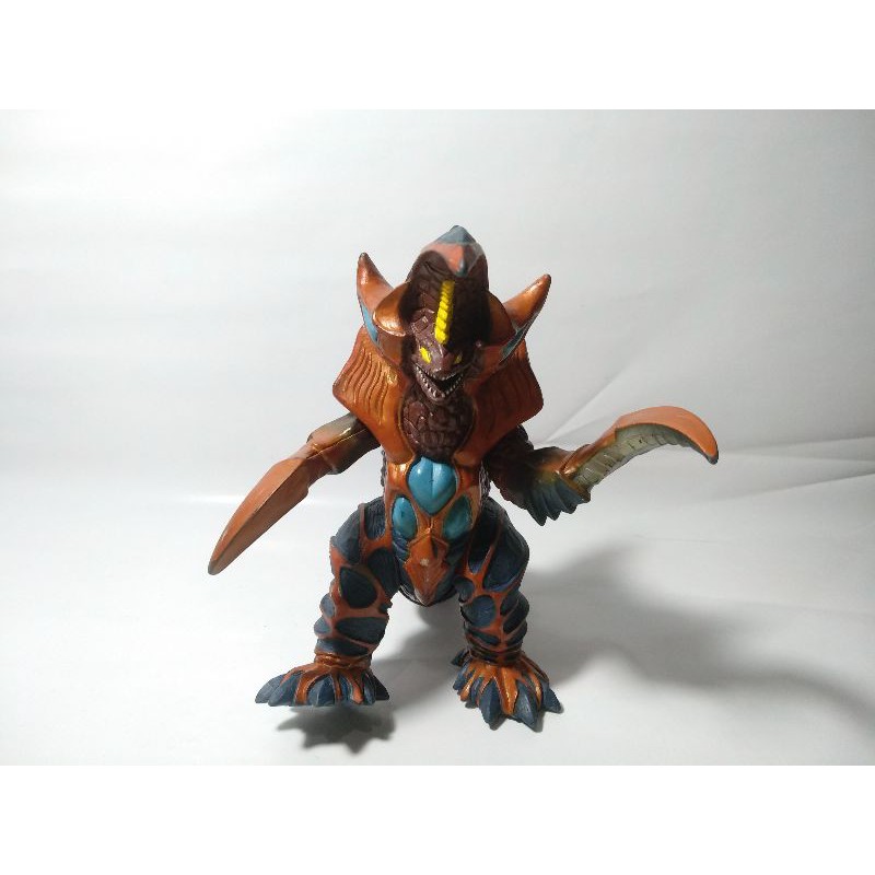 Jual Monster Kepiting Bandai Ultraman Mainan Kaiju Figure Beast Crab ...