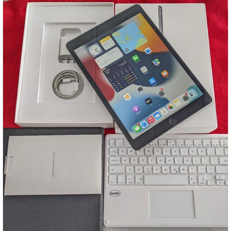 Jual Apple iPad 9 2021 paket lengkap | Shopee Indonesia