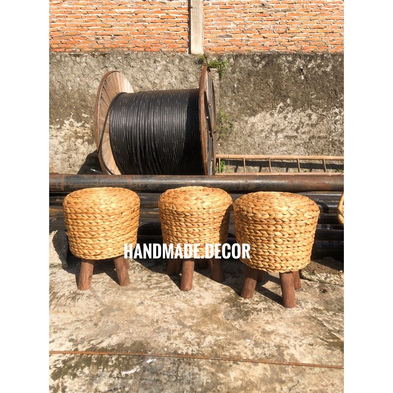 Jual stool rotan stool kursi bulat encenggondok kayu / sofa duduk kursi ...