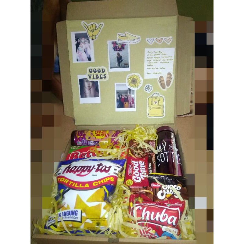 Jual snackbox snack gift giftbox | Shopee Indonesia