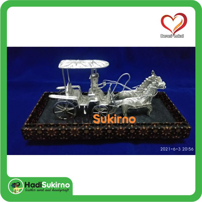 Jual Miniatur Perak Andong Kuda 2 3D/Souvenir perusahaan | Shopee Indonesia