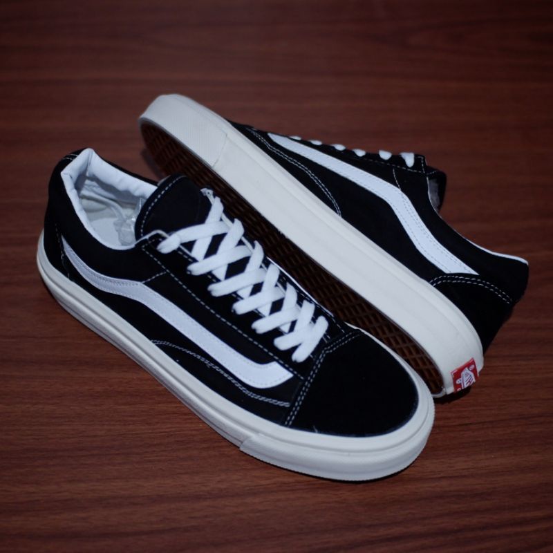 Jual Sepatu Sneakers Pria Kanvas Vans Old School OG Black White Grade ...