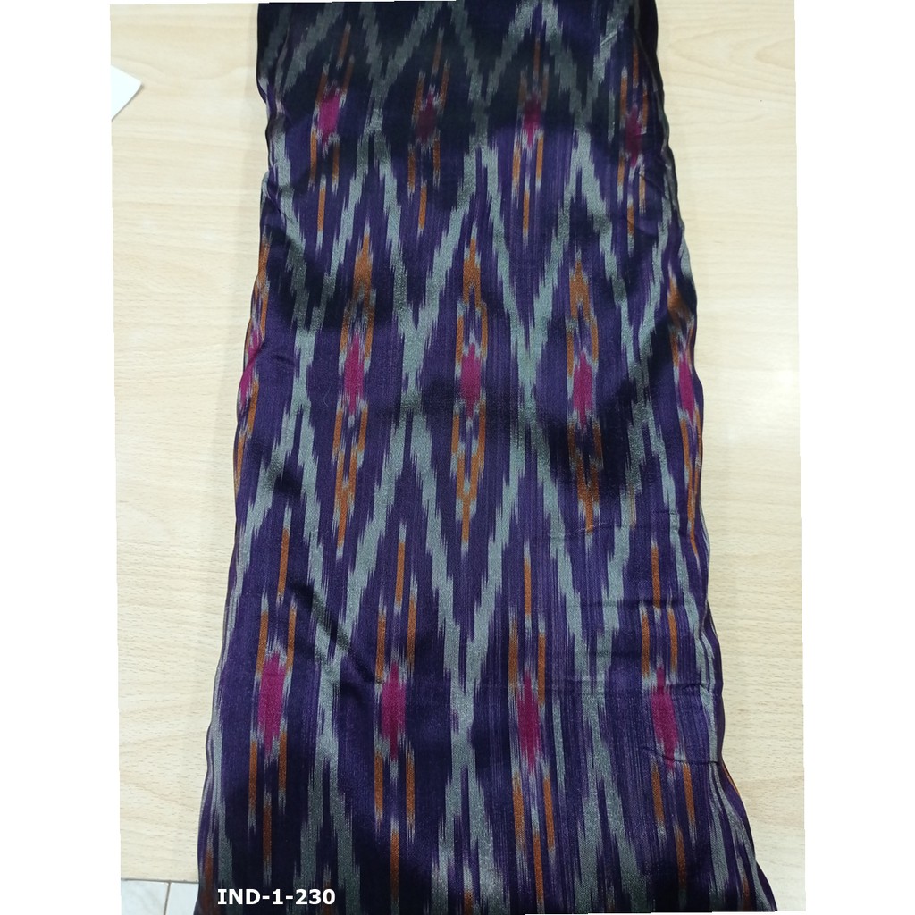Jual Kain Tenun Ikat Sutra Bugis Makassar Ungu - Tenun Sengkang IND-1 ...