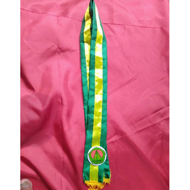Jual Samir wisuda/ gordon wisuda / kalung wisuda | Shopee Indonesia