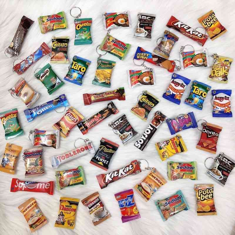 Jual Gantungan kunci miniatur snack random Makanan Lucu Unik Gantungan ...