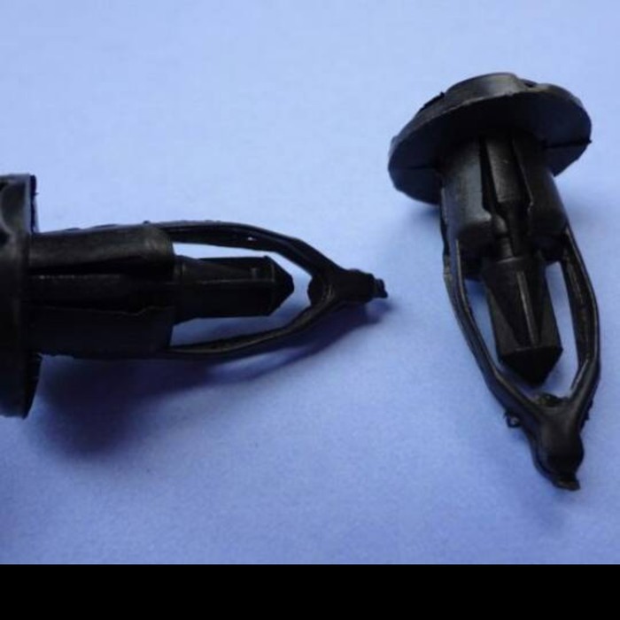 Jual kancing klip BUMPER BEMPER LINER INNOVA ALTIS FORTUNER | Shopee ...