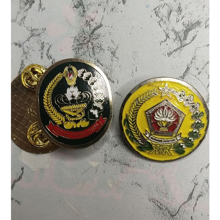 Jual lencana persit dan dharma pertiwi | Shopee Indonesia