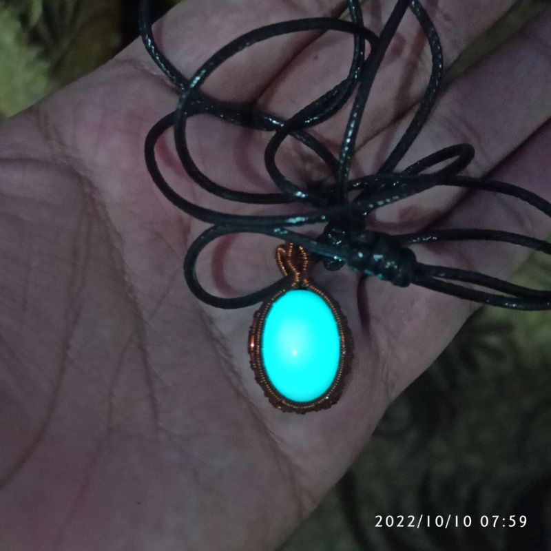 Jual kalung etnik batu fosfor / WIRE WRAP FOSFOR Dim 18x13 mm (N ...