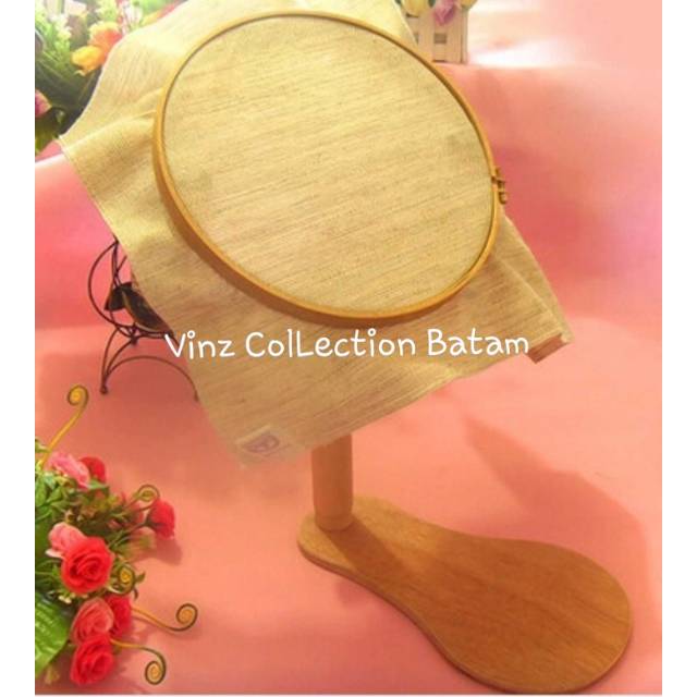 Jual Alat Sulam| Ram| Pembidang Kayu Berdiri 24cm Indonesia|Shopee ...