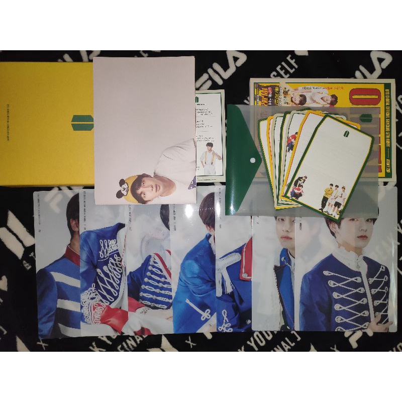 Jual [CKS] BTS - SHARING 5TH ARMY MEMBERSHIP KIT Outbox, Photobook, Poster, Clear Photo, Letter ...