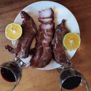 500 gram Daging Babi Asap Sei babi smokey pork lezat murah | Shopee ...