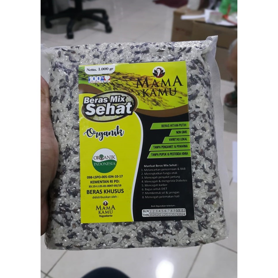 Jual Beras Mix Sehat Hitam Putih Mama Kamu Kemasan 1kg | Shopee Indonesia