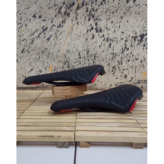 Jual Sadel Selle Royal Rampage Saddle Sepeda Fixie Fixed Gear Track ...