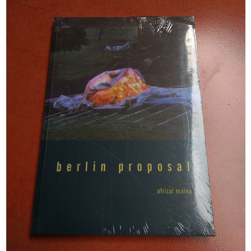 Jual BERLIN PROPOSAL - PUISI AFRIZAL MALNA | Shopee Indonesia