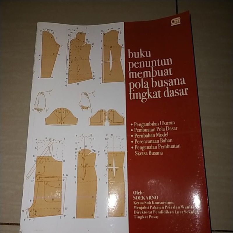 Jual buku penuntun membuat pola busana tingkat dasar | Shopee Indonesia