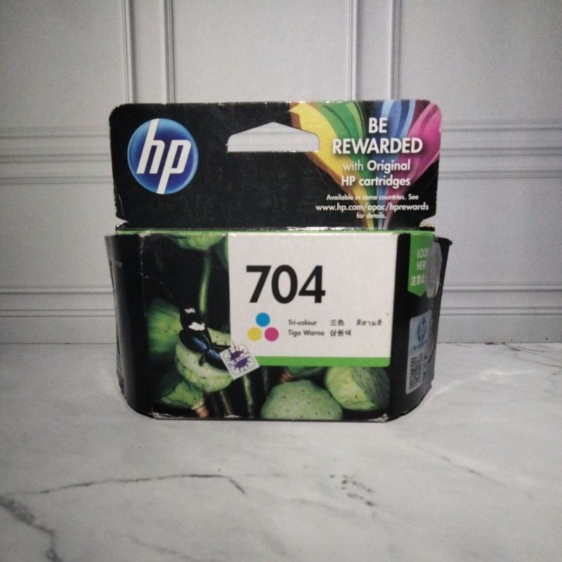 Jual Tinta Hp 704 Color Original | Shopee Indonesia