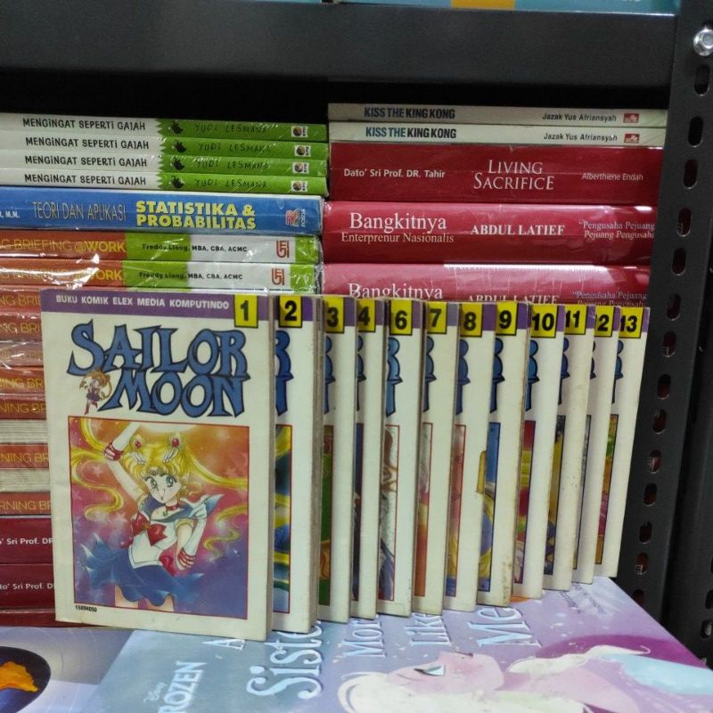 Jual KOMIK ORIGINAL SAILOR MOON NAOKO TAKEUCH KOMIK BEKAS CABUTAN BOLEH BELI SATUAN LIHAT ...