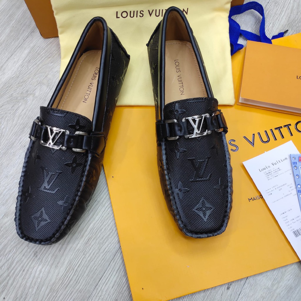 Jual SEPATU LOAFERS LOUIS VUITTON LOGO LV HITAM | Shopee Indonesia