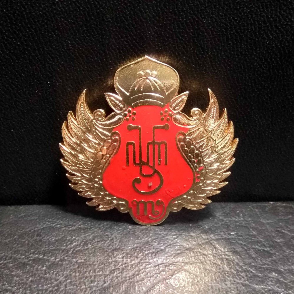 Jual Pin Bros Lambang Keraton Jogja Murah | Shopee Indonesia Jual Pin Bros Lambang Keraton Jogja Murah | Shopee Indonesia