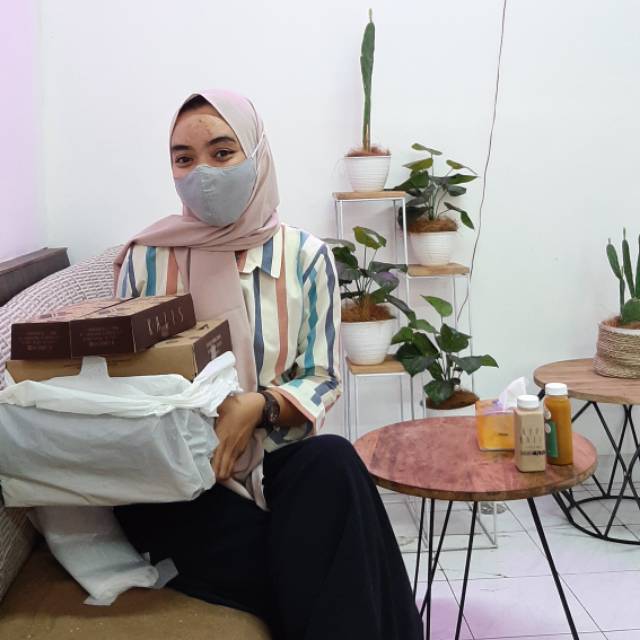 Produk Hollaa.beauties | Shopee Indonesia