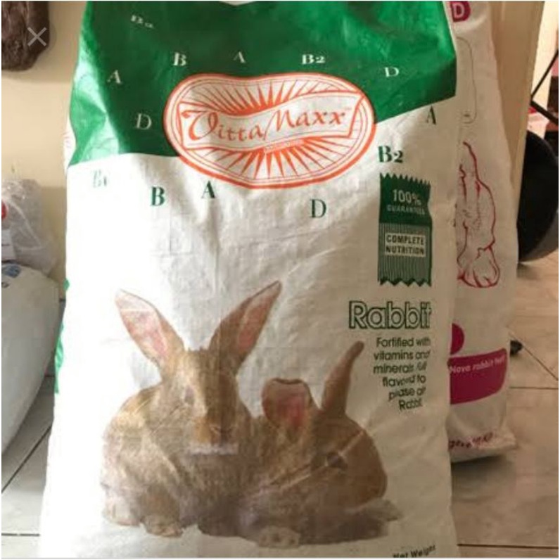 Jual makanan kelinci vitamax 10kg grab&gojek | Shopee Indonesia
