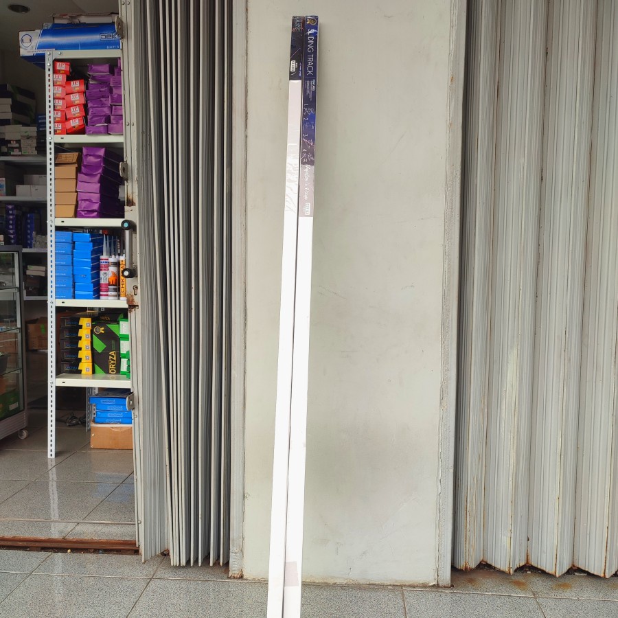 Jual Rel pintu sliding ukuran panjang 2,1 m komplit roda | Shopee Indonesia