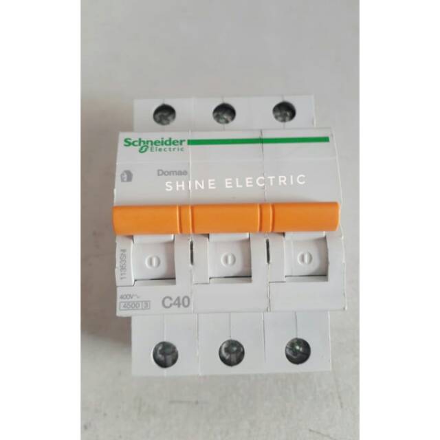 Jual MCB Schneider 40A 40 Ampere 3 Phase 3 Pole 40Amper Merlin Gerin Domae 40Ampere Indonesia ...