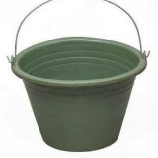 Ember cor hijau kecil-ember bangunan-ember tempat air, semen, pel ...