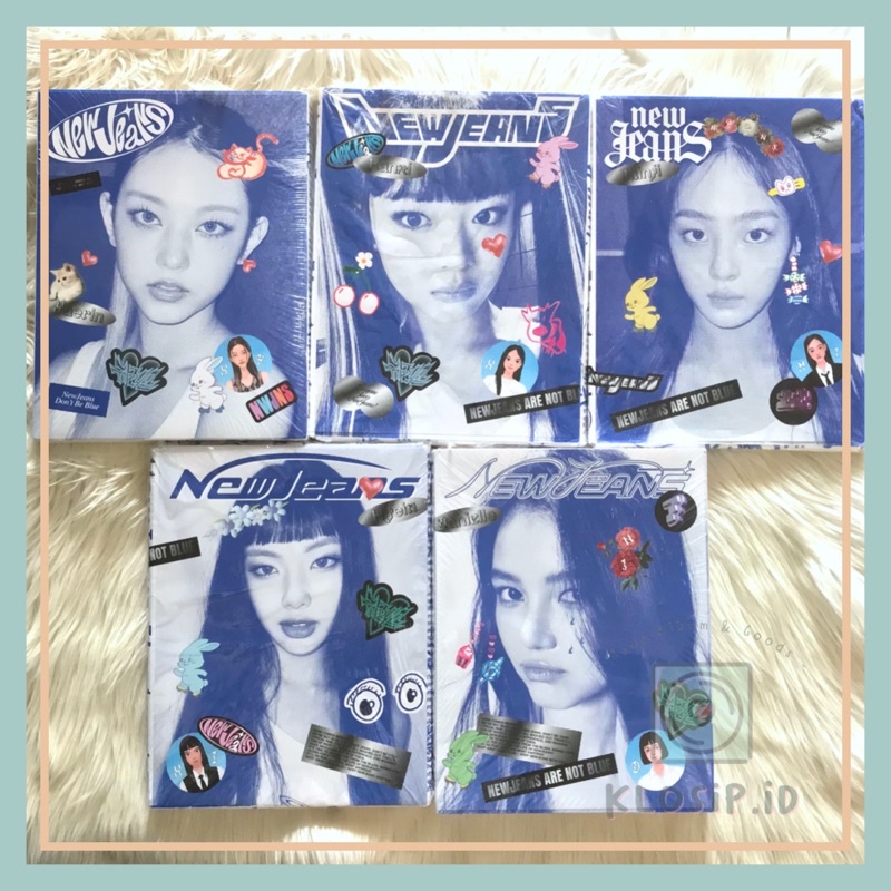 Jual [READY STOCK] NEW JEANS - 1st EP [NEW JEANS] (BLUEBOOK VER.) RANDOM | Shopee Indonesia