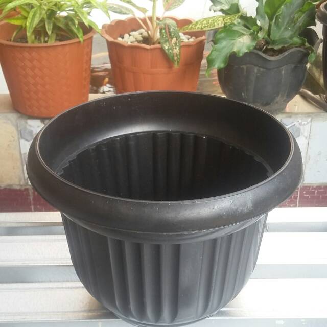 Jual Pot Bunga Tanaman Plastik 30cm Uk: 30 cm | Shopee Indonesia