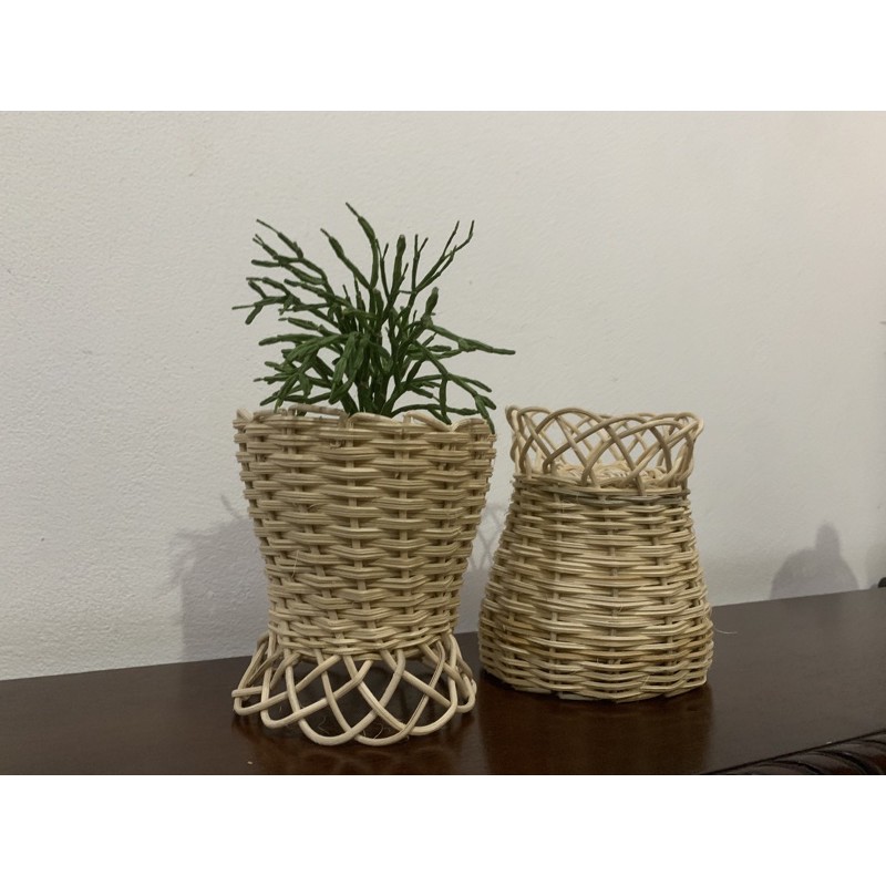 Jual Keranjang cover pot bunga rotan, Cover pot, Cover pot bunga rotan ...