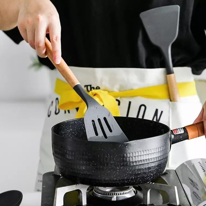 Jual Spatula Sodet Gagang Kayu Sutil Silikon Slotted Turner Tahan Panas ...