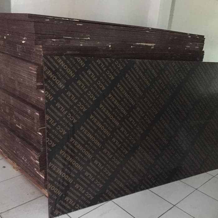 Jual Phenolic Film 18 mm 1 sisi | Shopee Indonesia