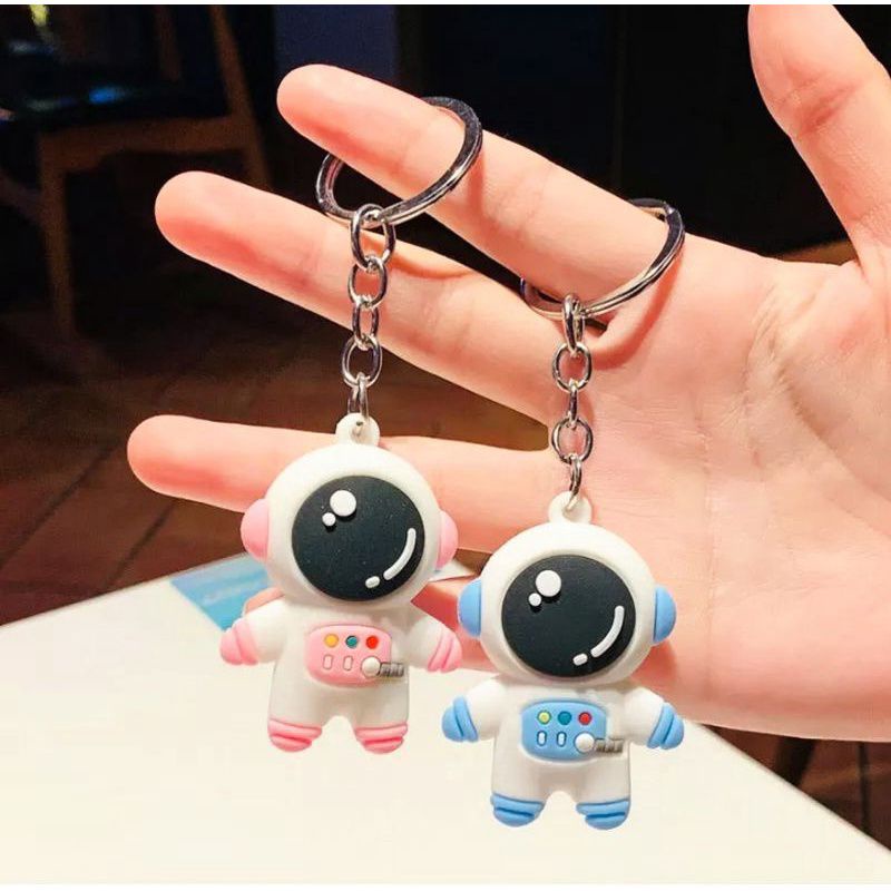 Jual gantungan kunci couple ganci astronot ganci pasangan gantungan tas ... Jual gantungan kunci couple ganci astronot ganci pasangan gantungan tas ...