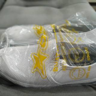 Sepatu karet pantofel putih / sepatu apd /sepatu karet putih/sepatu att ...