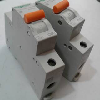 Jual Alat pemutus arus listrik Sikring MCB Schneider 63A pemutus sirkit 63 A Indonesia|Shopee ...