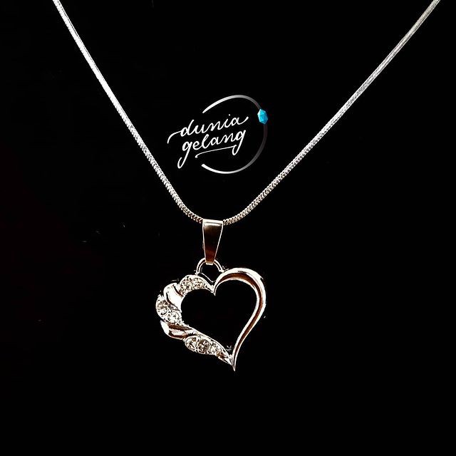 Jual Kalung Titanium Liontin Love Heart Hati Couple Silver Anti Karat ...