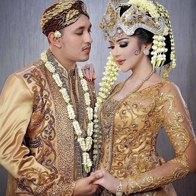 Ronce melati asli adat Sunda | Shopee Indonesia Ronce melati asli adat Sunda | Shopee Indonesia