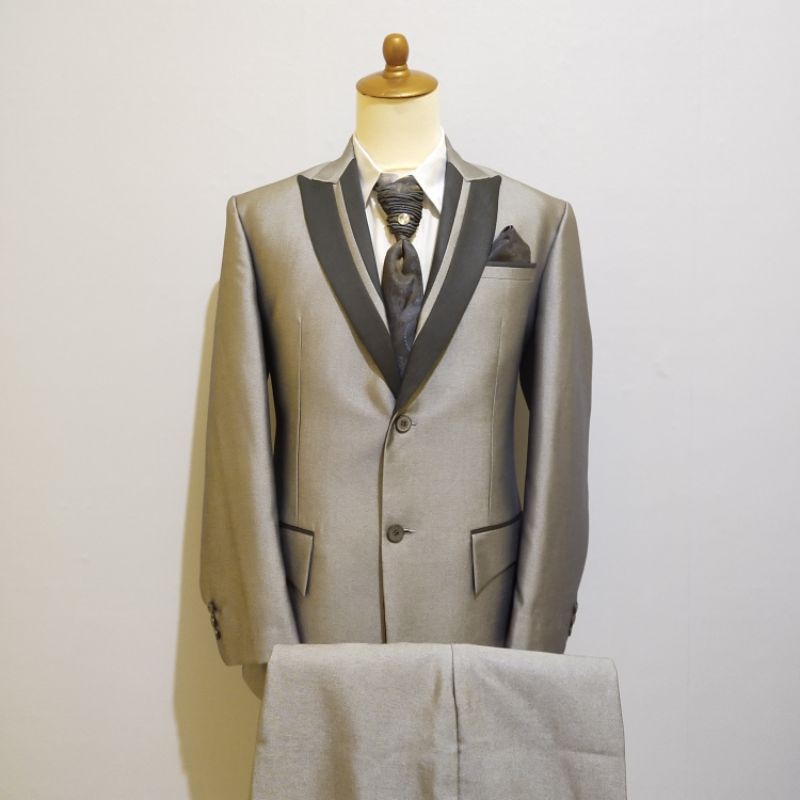 Jual Jas Pengantin/Jas Wedding/Tuxedo/Jas Pria SILVER | Shopee Indonesia