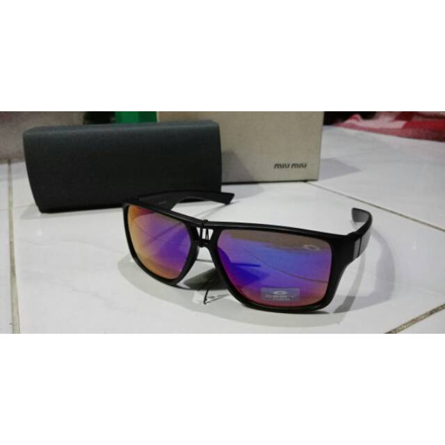 Jual Kacamata Fashion Pria | Shopee Indonesia Jual Kacamata Fashion Pria | Shopee Indonesia