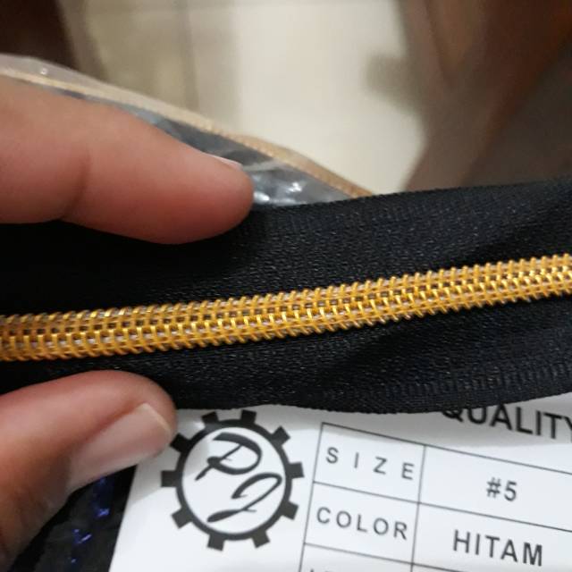 Jual Resleting no 5 gold & silver gigi plastik. | Shopee Indonesia