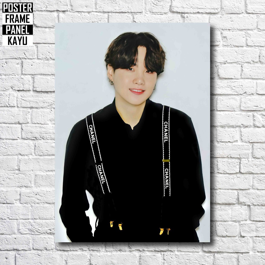 Jual Poster BTS Suga 2021 New Year Eve Live Frame Kayu Solid A4 SUG109 ...