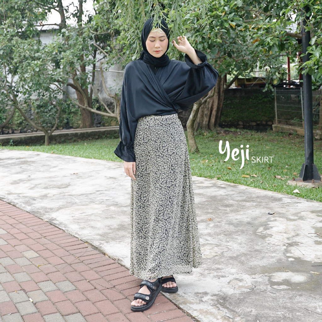 Jual Yeji Skirt Rok Pattern Korean Style by Ebba Karen Indonesia|Shopee ...