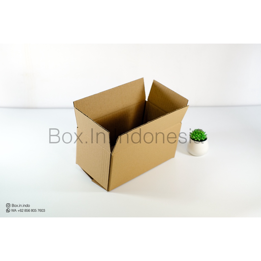 Jual Kardus Box Dus Coklat Packing Polos 22x12x10 cm Baru | Shopee ...