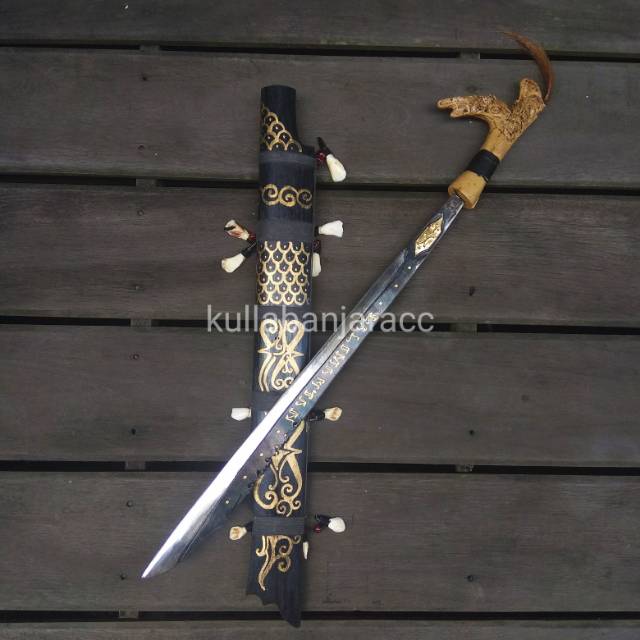 Jual Mandau mando lukis etnik khas dayak kalimantan | Shopee Indonesia