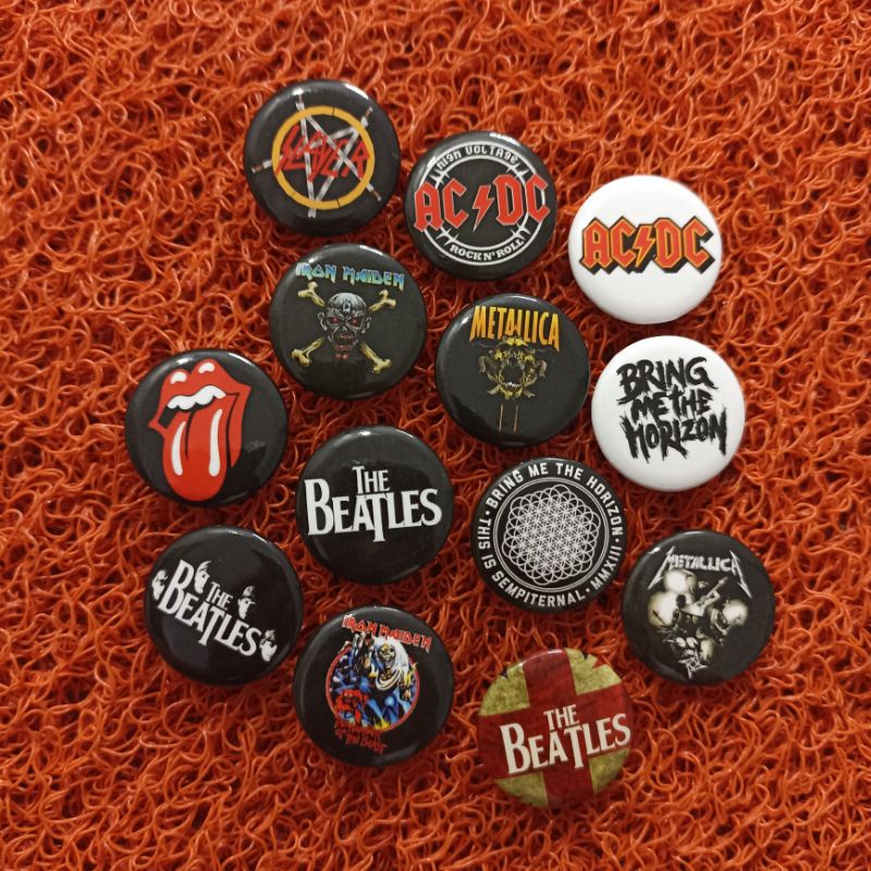 Jual PIN BUTTON MINI BAND ACDC / MUSIK TERLARIS TERMURAH | Shopee Indonesia