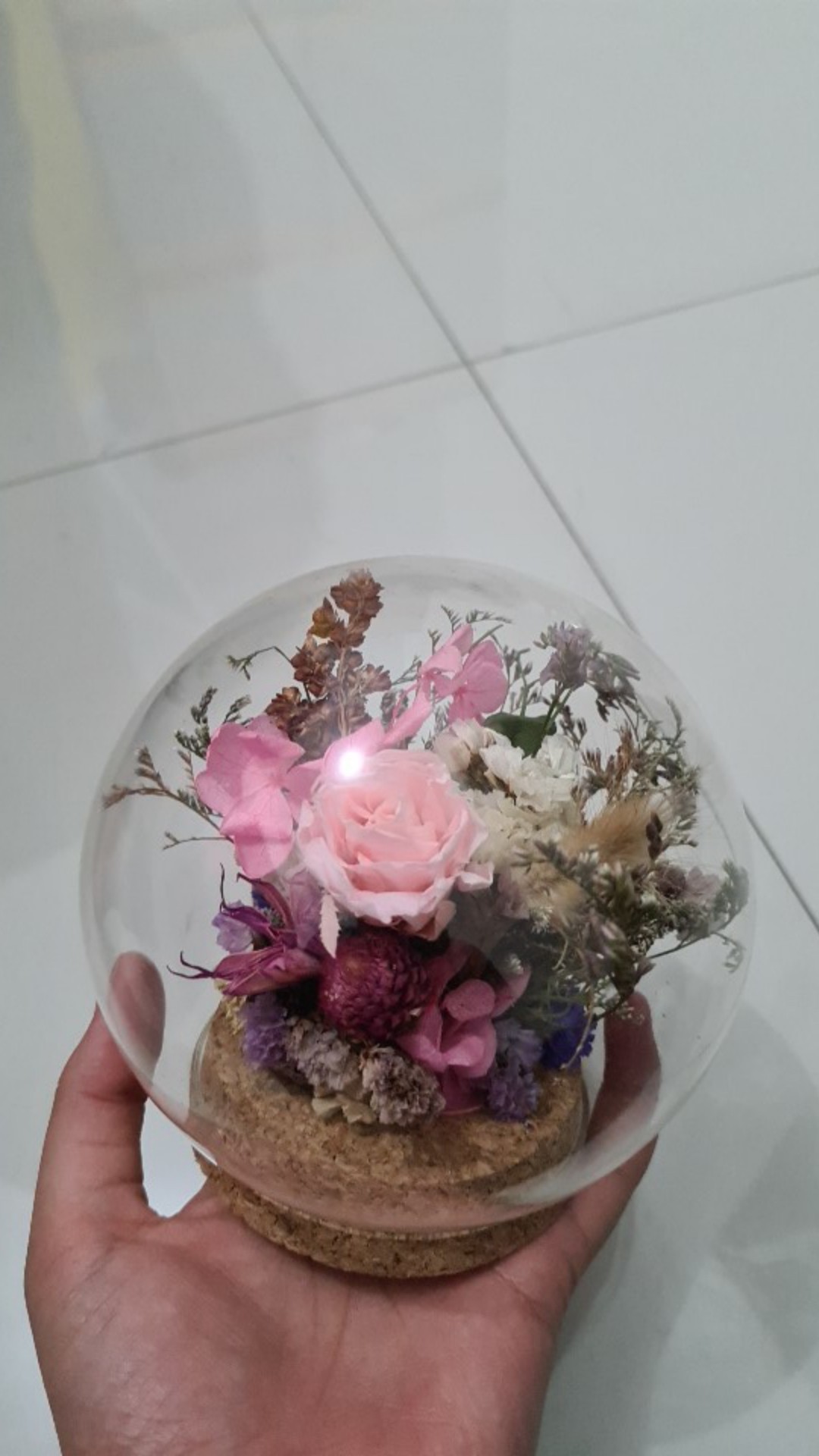 Flower glass dome, bunga gelas dome, dried flower dome, bunga kering ...