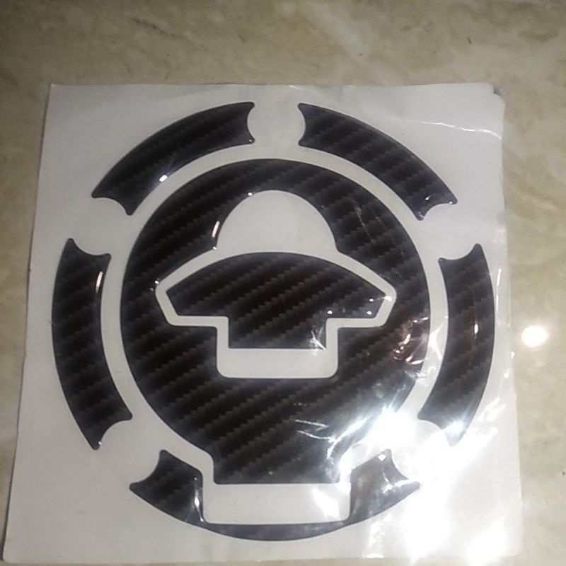 Jual sticker tankpad r15 v2 / emblem timbul R15 v2 / body protektor R15 ...