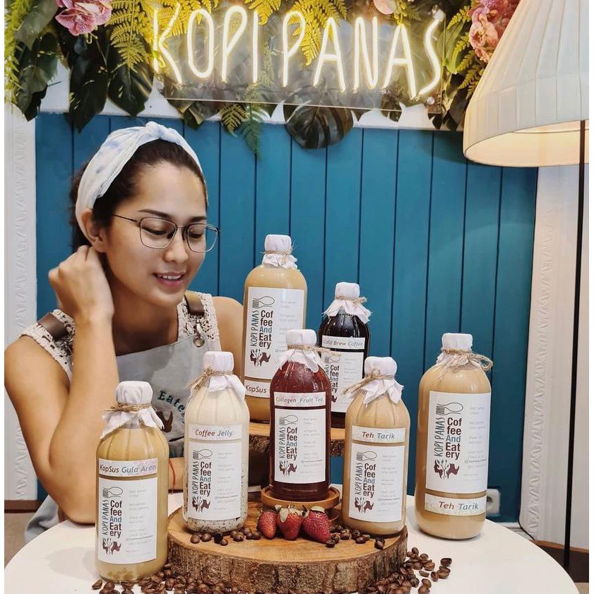 Jual Minuman Teh Rasa Strawberry Collagen Fruit Tea Kemasan (280ml ...