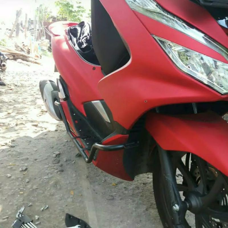 Jual CRASH BAR PCX 150 LOKAL PNP PCX ABS & CBS | Shopee Indonesia
